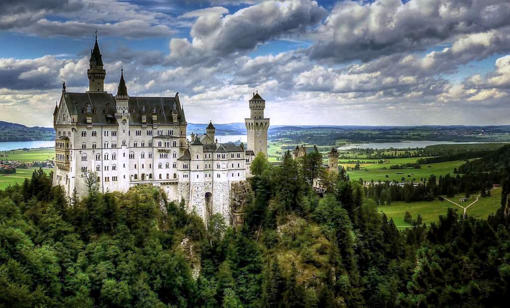 Neu Schwanstein Castle – Henry Heidelberg Tours